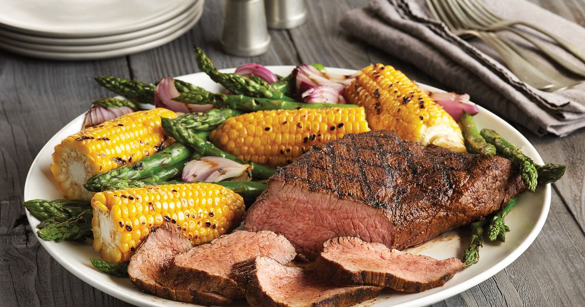 Lemon-Garlic Grilled Beef Tri-Tip Roast with Vegetables | Beef Loving ...