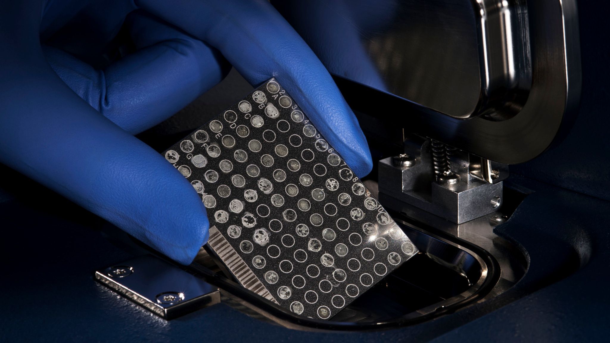 Axcess® MALDI-TOF Microbial Identification System | Charles River